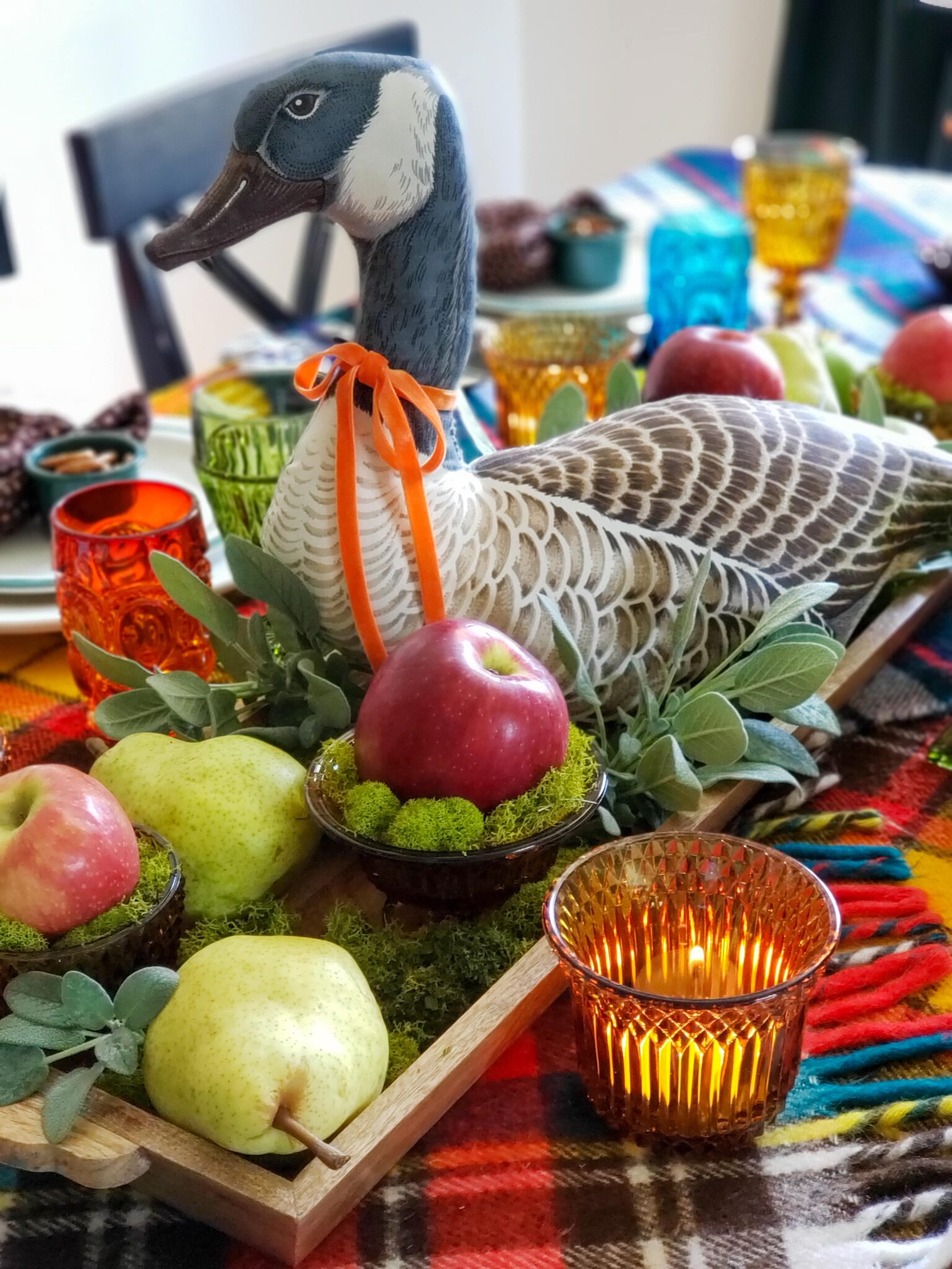 How to Create a Vintage Thanksgiving Tablescape on a Budget - Brass Pine