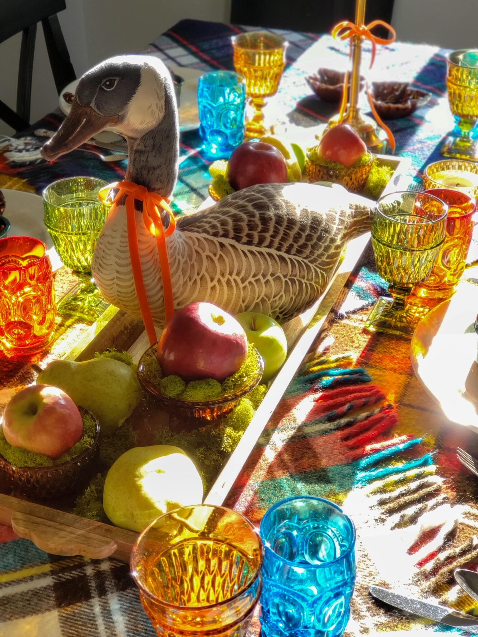 How to Create a Vintage Thanksgiving Tablescape on a Budget - Brass Pine